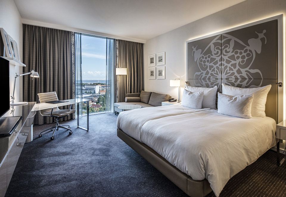 China Clarion By Choice Comfortable Hotel Guestrooms Furniture factory ...